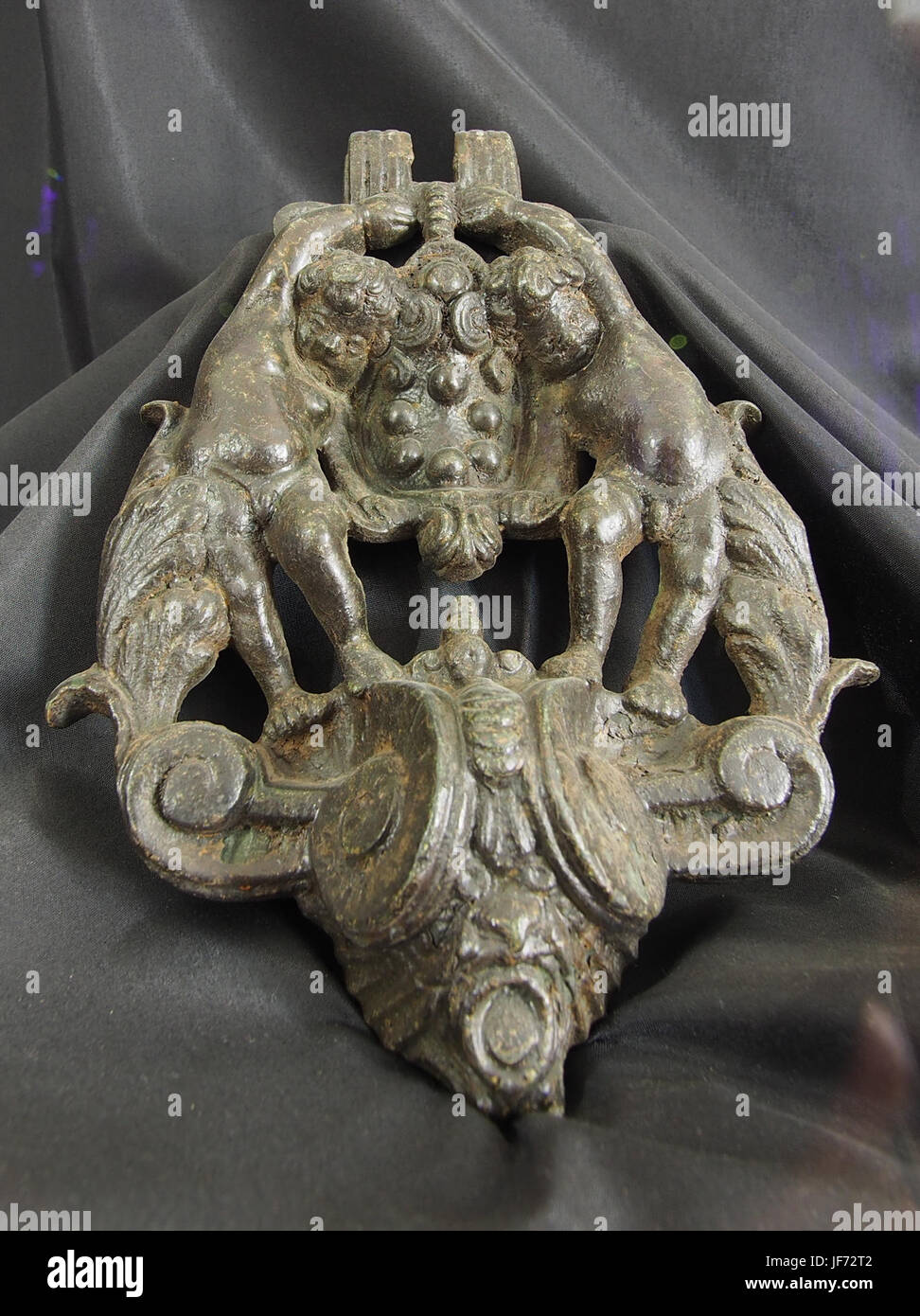 Symbols of renaissance hi-res stock photography and images - Alamy