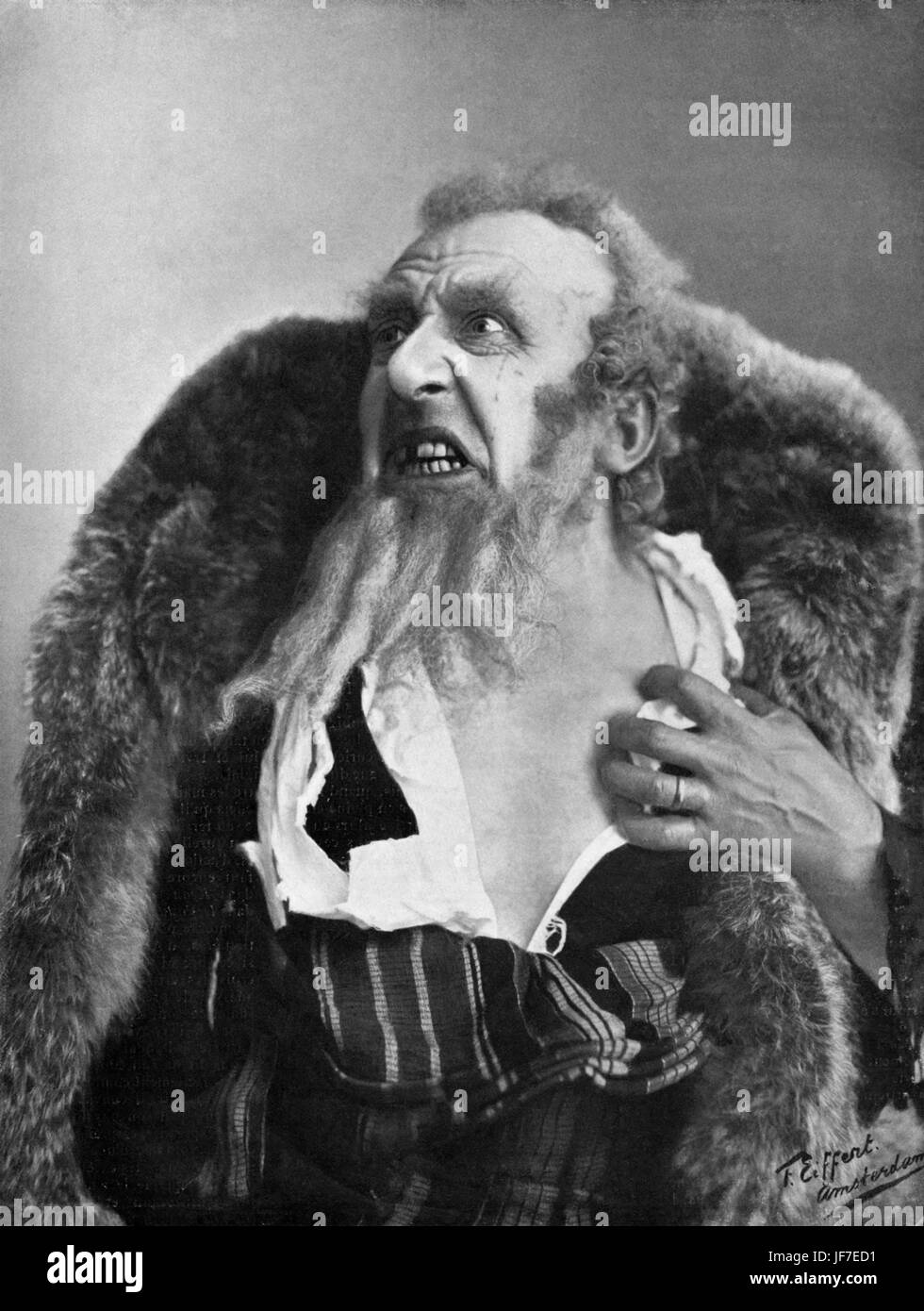 Shakespeare portraits Black and White Stock Photos & Images - Alamy