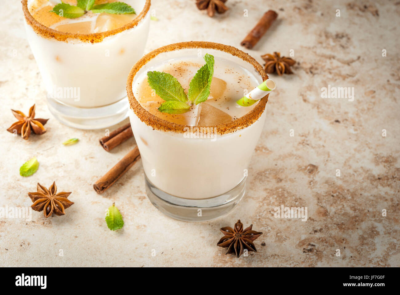 Ice chai latte hi-res stock photography and images - Alamy