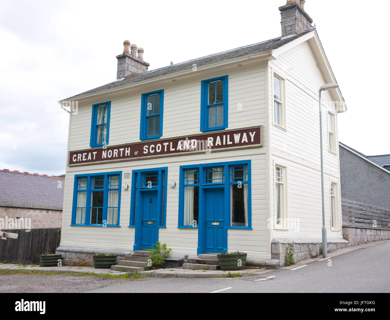 Great north scotland railway building hi-res stock photography and ...