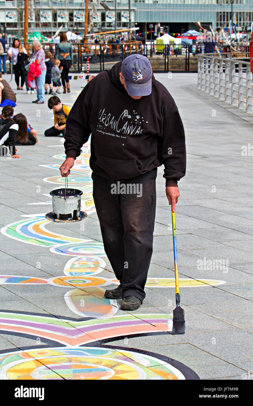Urban Canvas Pavement Art letting the children decorate the pavement ...