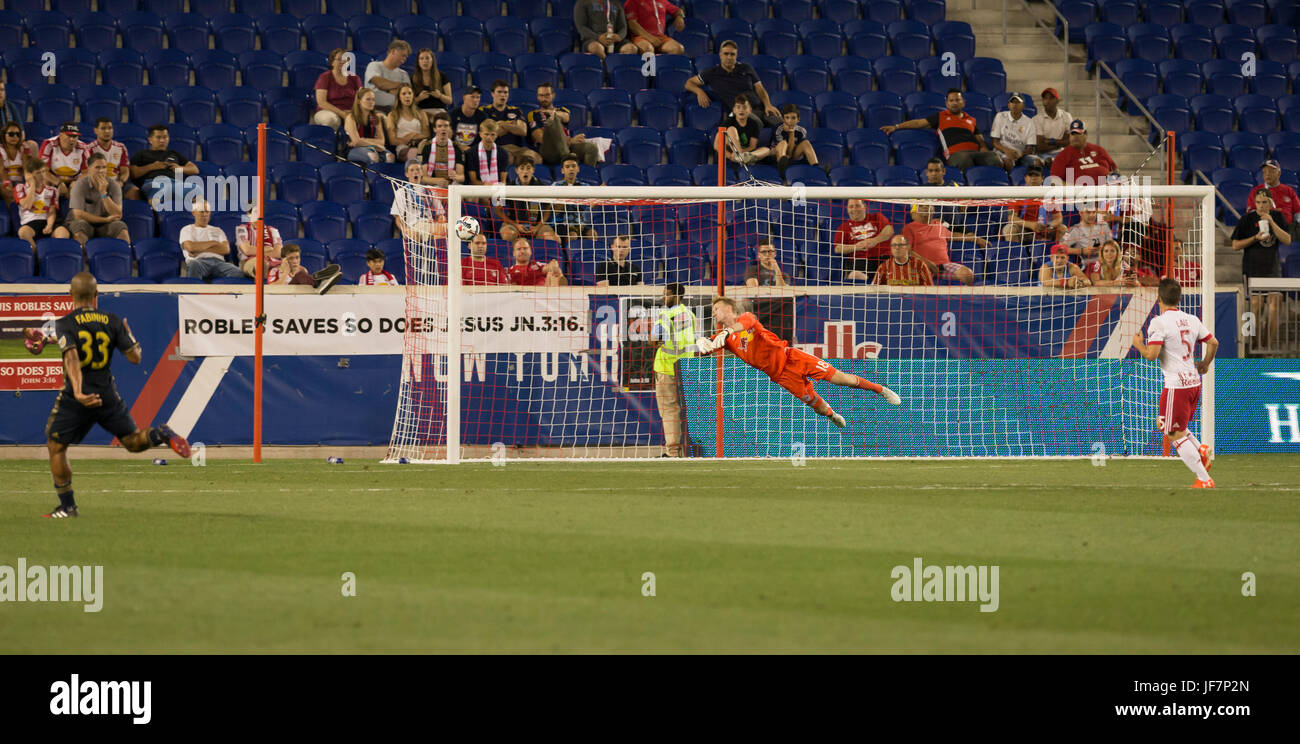 New york red bulls goalkeeper ryan meara 18 hi-res stock photography ...