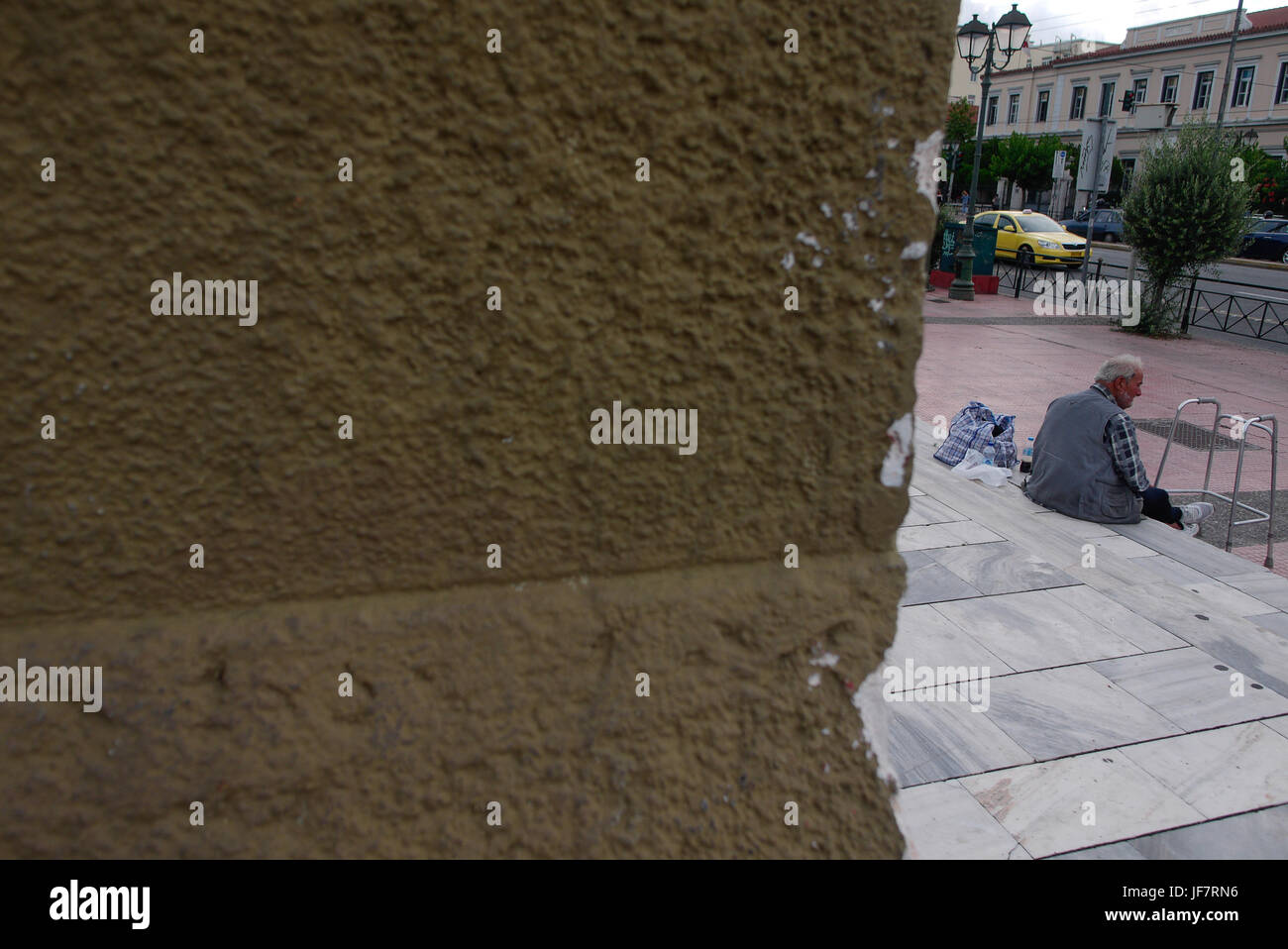Homeless elder in the center of Athens (Greece Stock Photo - Alamy