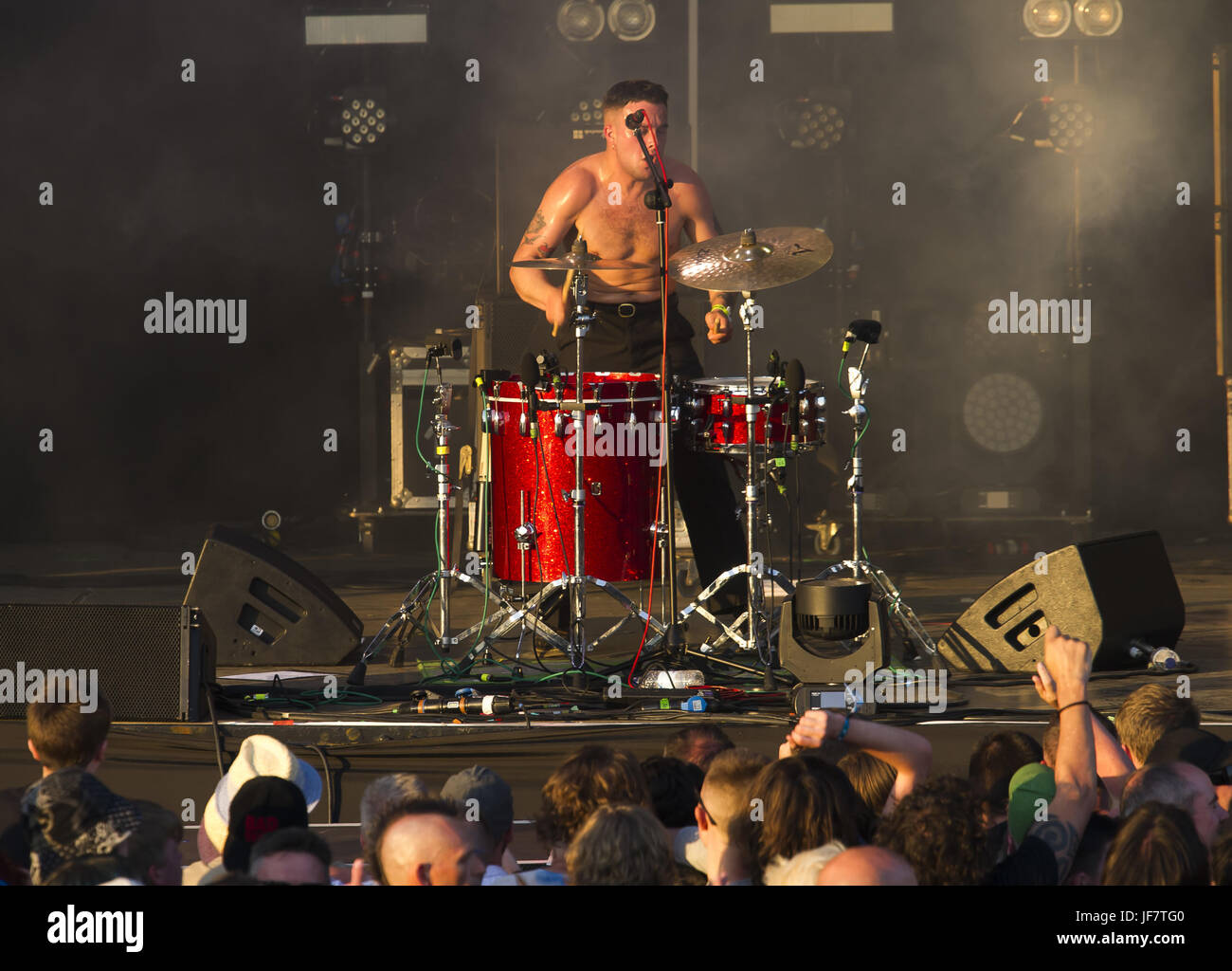 Bearded Theory - Day 2 - Performances Featuring: Slaves Where: Catton ...