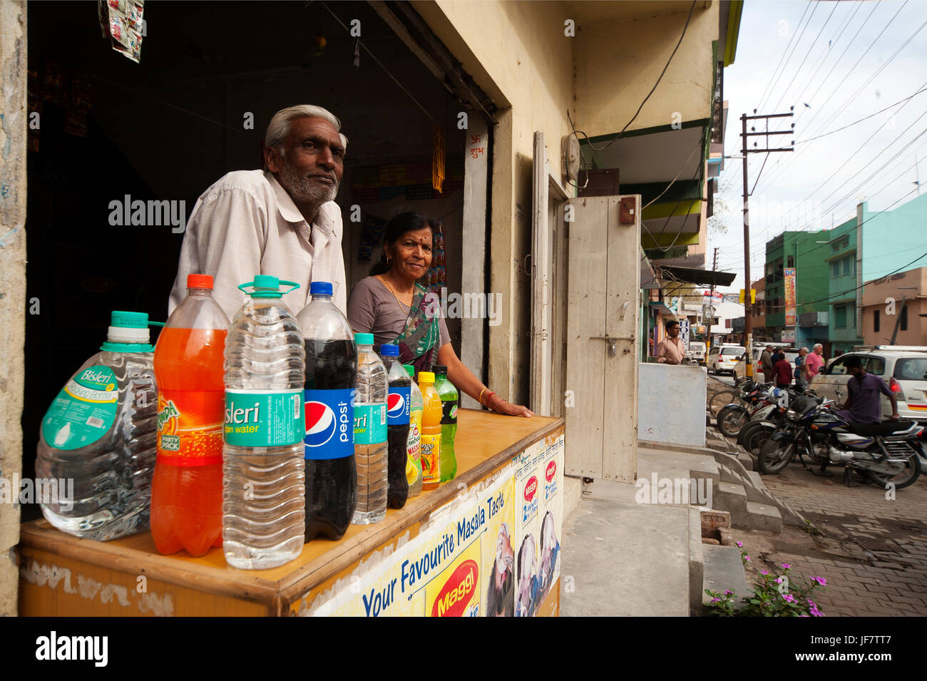 Indian small shop hi-res stock photography and images - Alamy