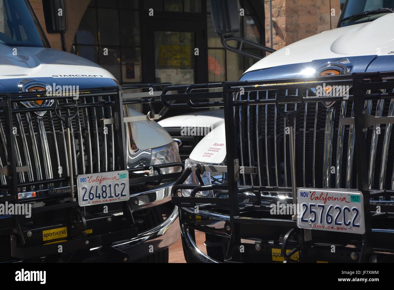 Campus shuttle bus hi-res stock photography and images - Alamy