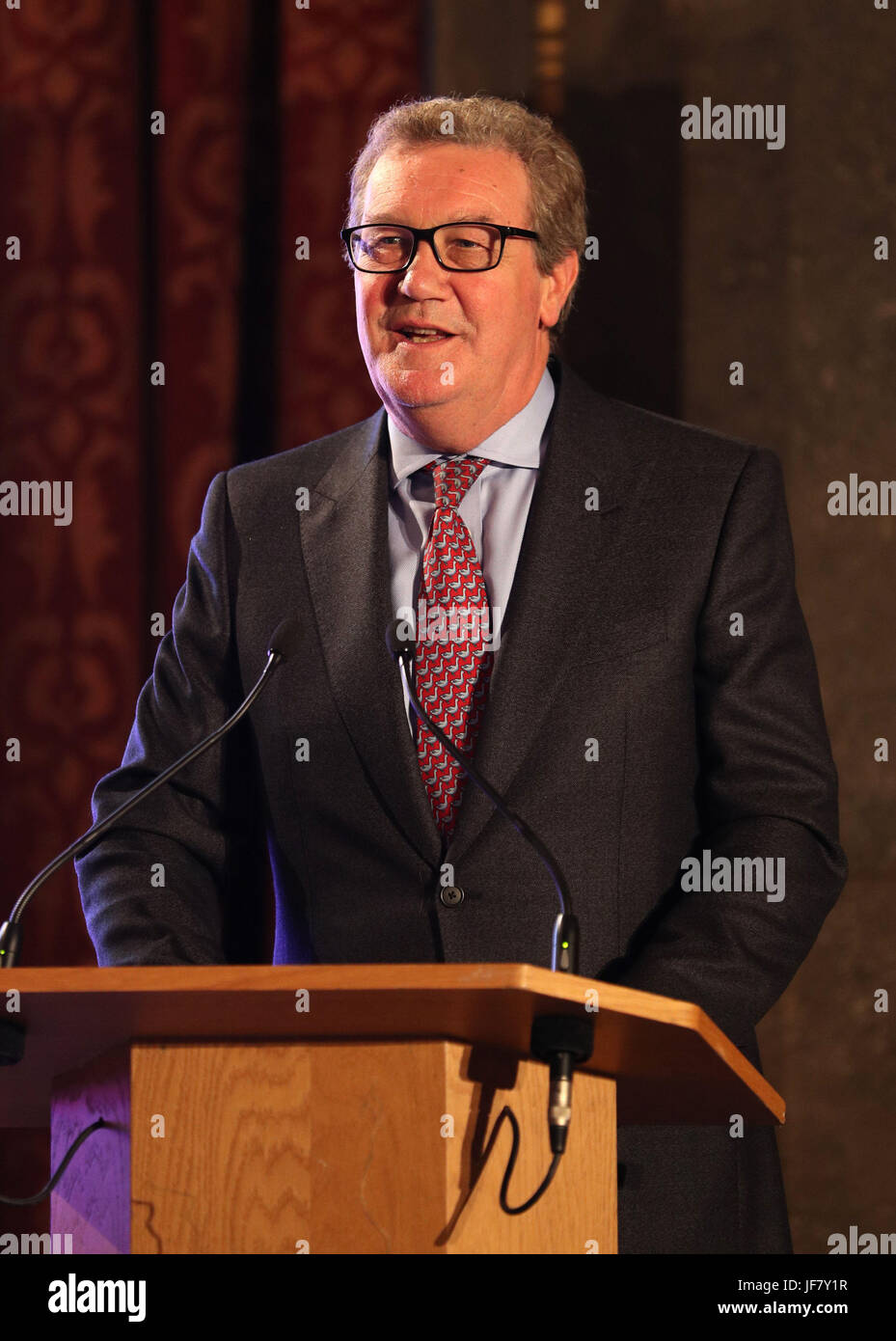 Australian high commissioner alexander downer hi-res stock photography ...