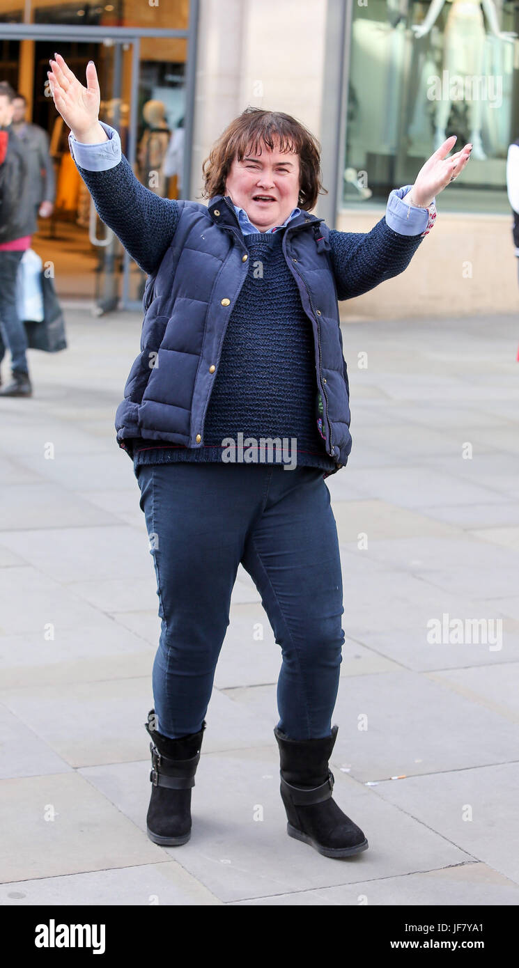 Susan Boyle seen shopping in Manchester the day before her gig at ...