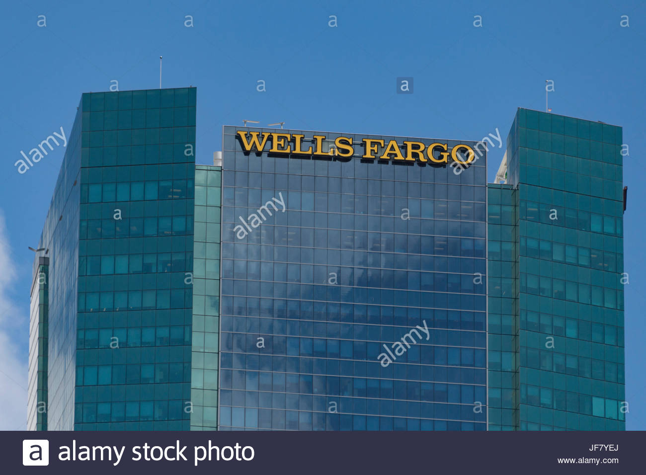 Wells Fargo Logo High Resolution Stock Photography and Images - Alamy