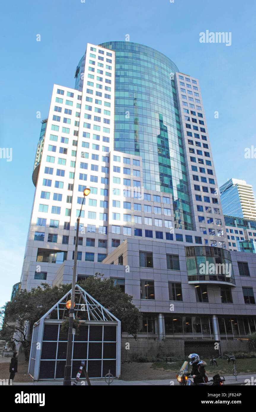 Modern high rise building Stock Photo - Alamy