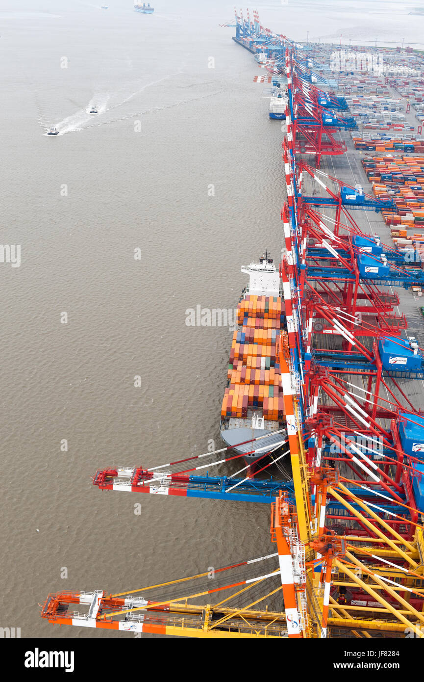 Containerterminal eurogate hi-res stock photography and images - Alamy