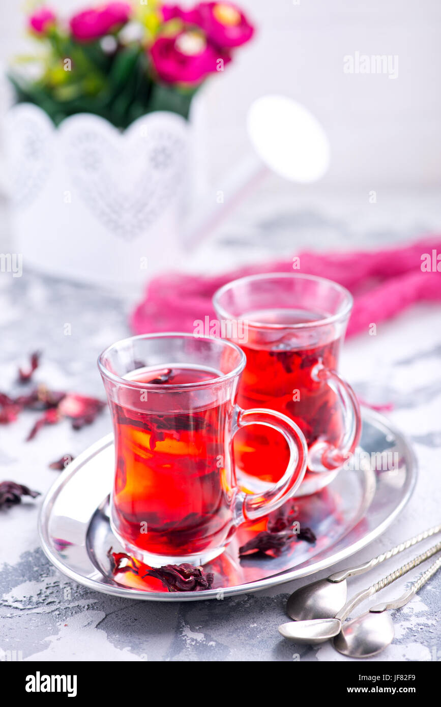fresh tea in glass cups and on a table Stock Photo - Alamy