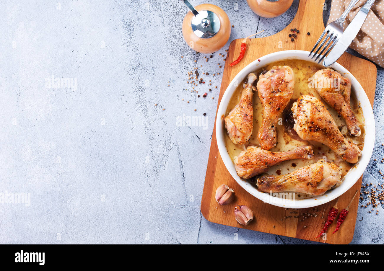 Chicken legs color table hi-res stock photography and images - Alamy