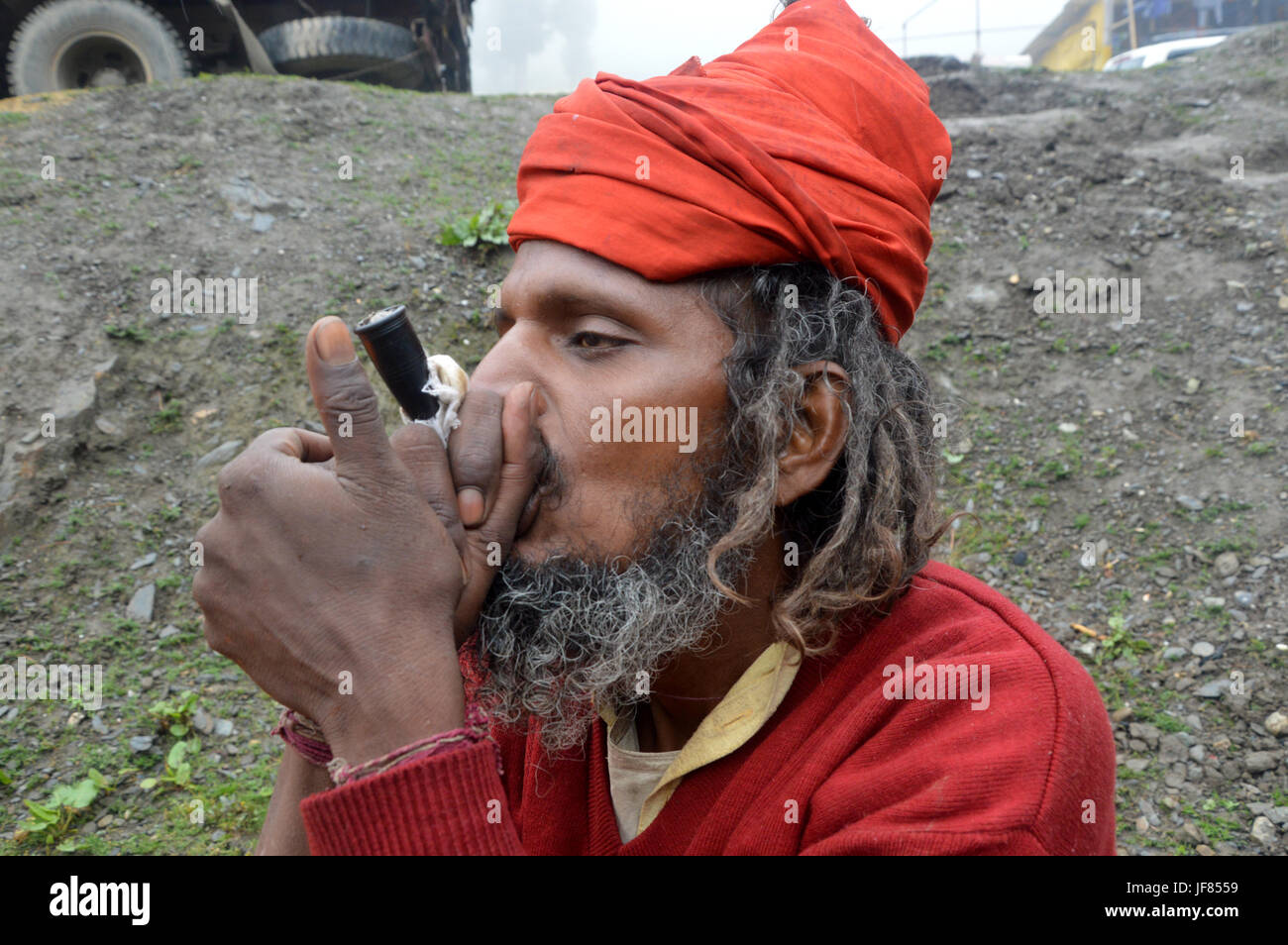 Sadhu cave india hi-res stock photography and images - Alamy