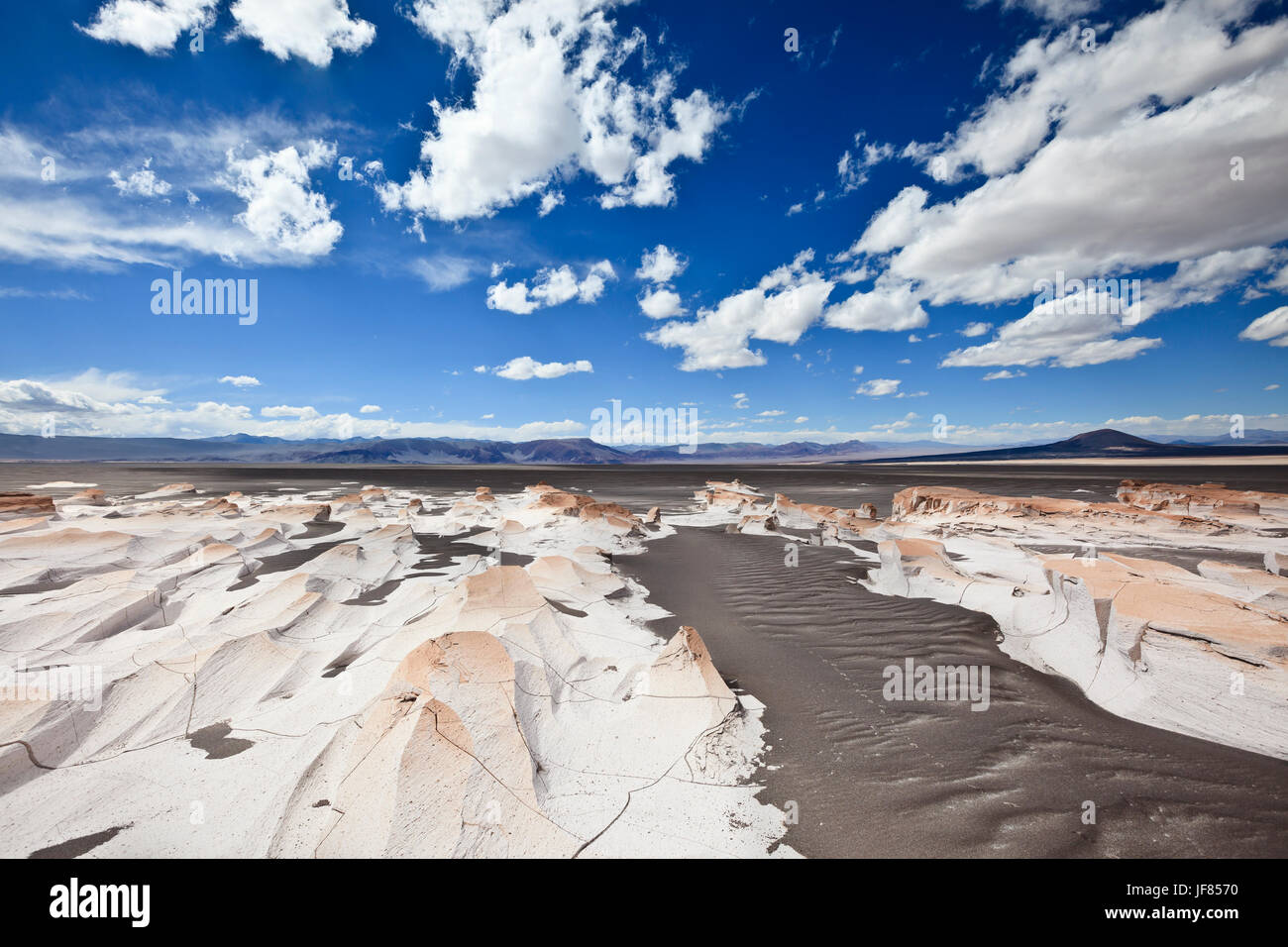 Puna desert hi-res stock photography and images - Alamy