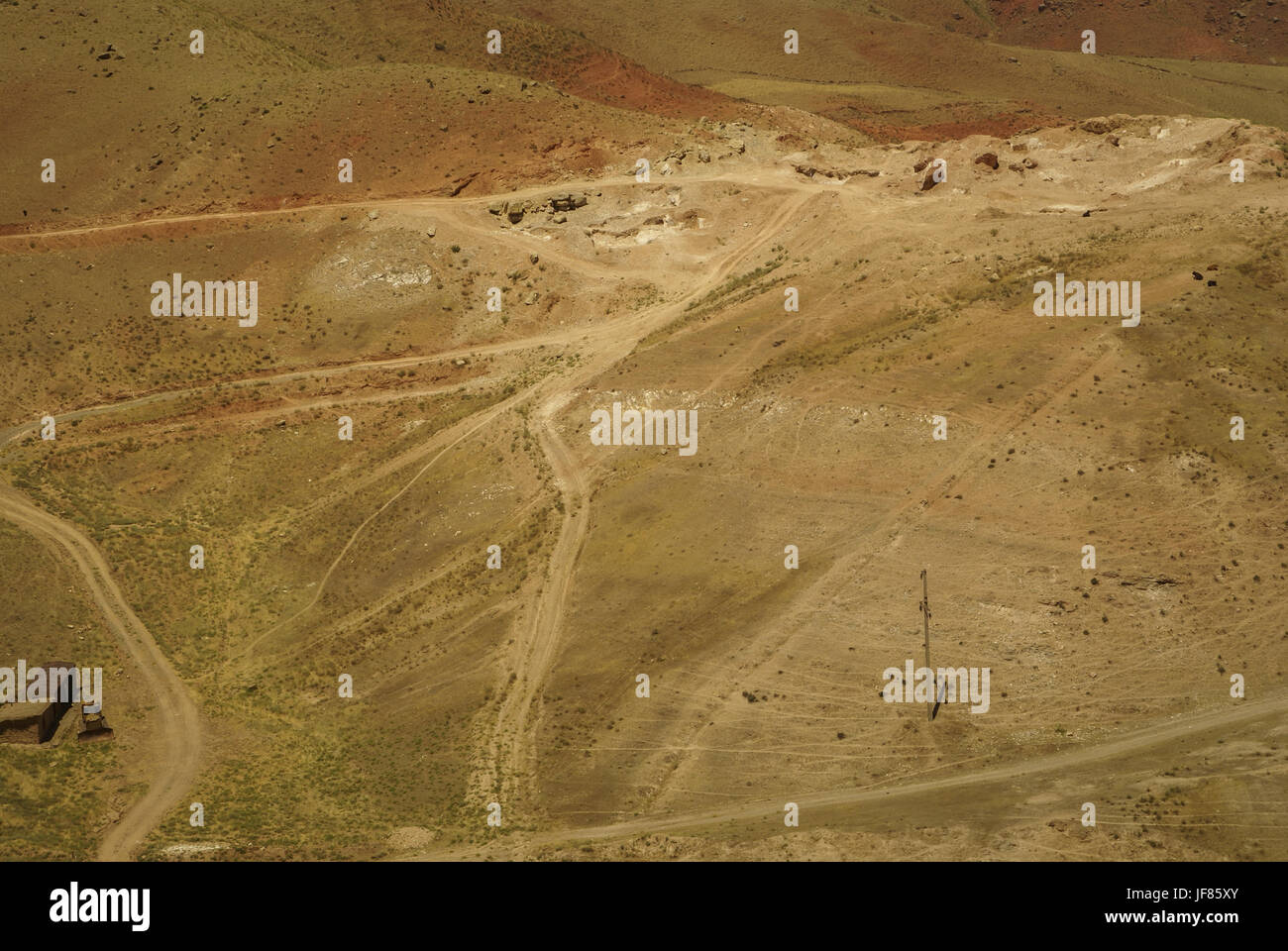 Semi desert lake hi-res stock photography and images - Alamy