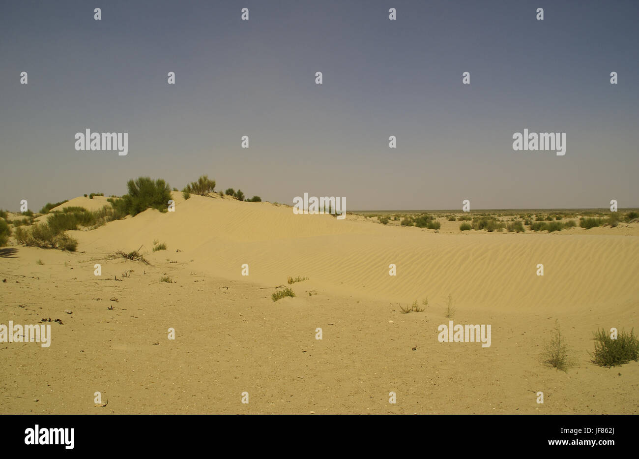 Dried aral sea in kazakhstan hi-res stock photography and images - Alamy
