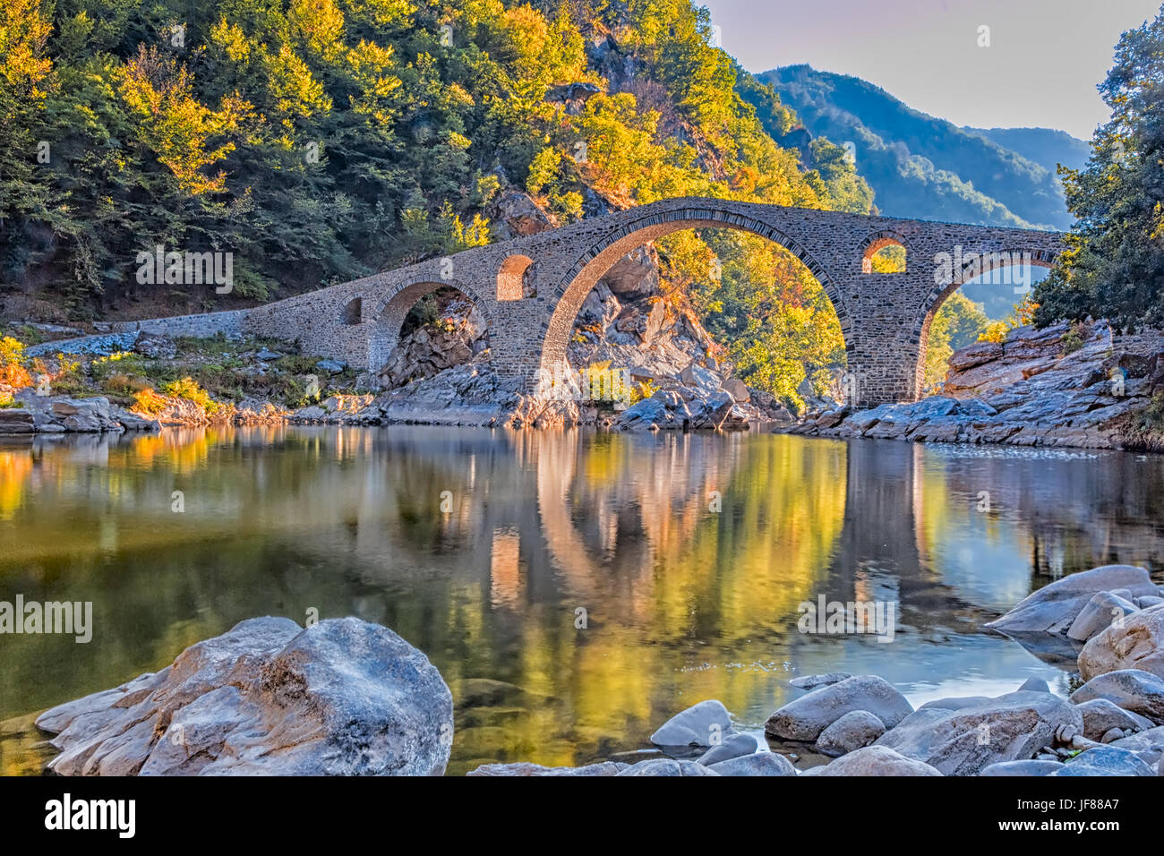 old stone bridge Stock Photo - Alamy