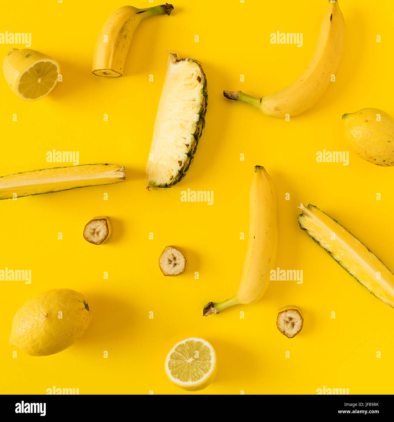Colored fruit hi-res stock photography and images - Alamy