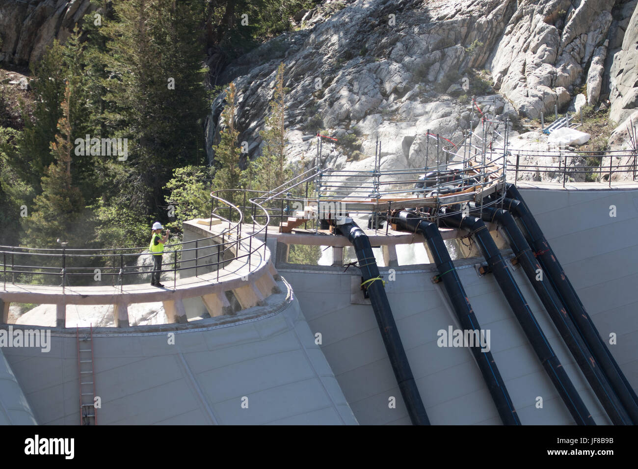 Reinforced concrete multiple arch dam hi-res stock photography and ...