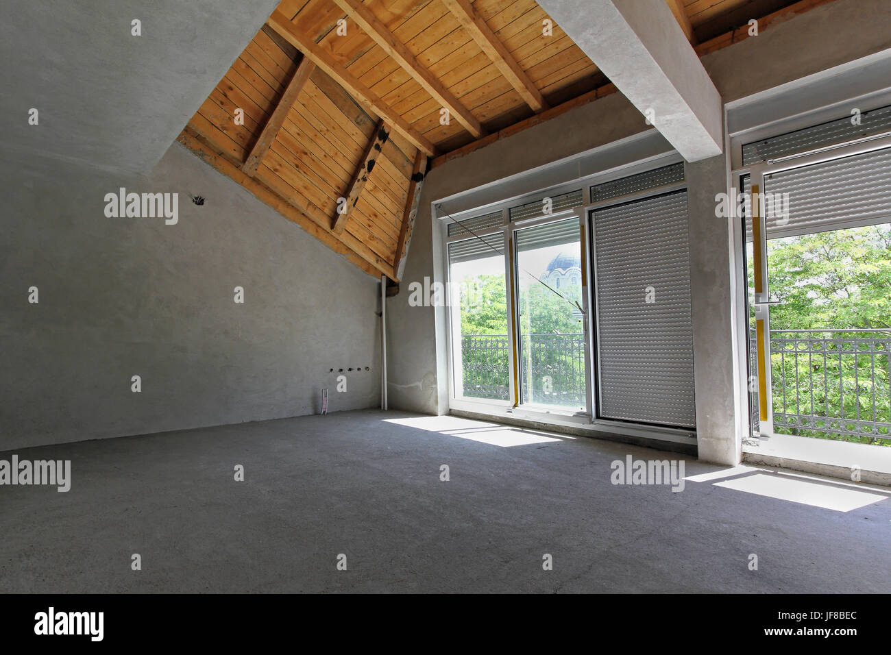 Empty house inside hi-res stock photography and images - Alamy