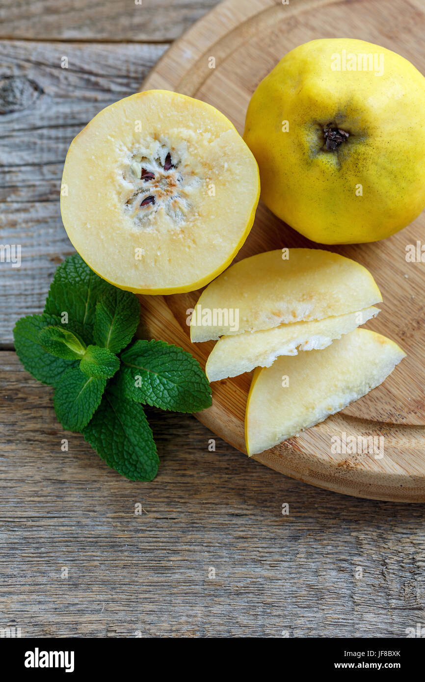 Cut fruit of a quince Stock Photo - Alamy