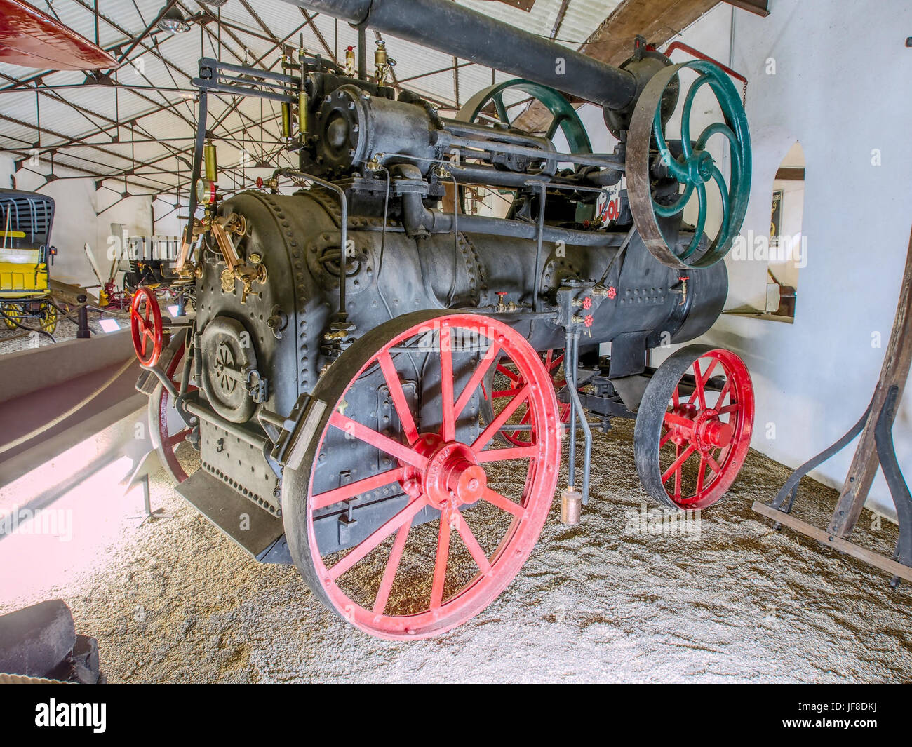 The 1911 Locomobile with a Ruston steam engine is a classic example of ...