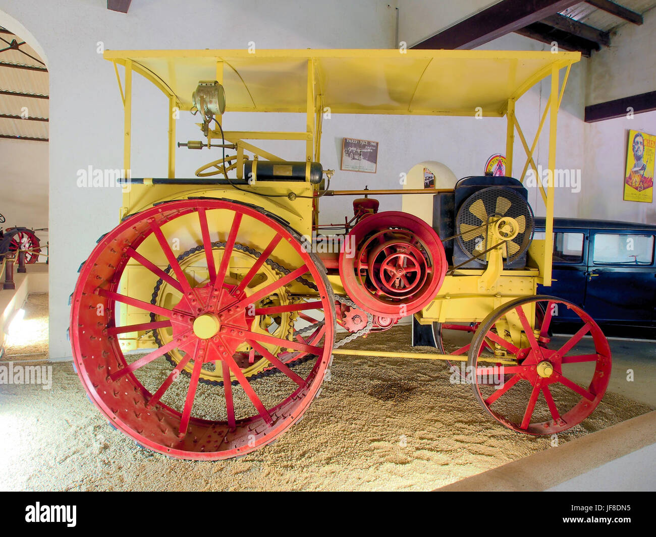 The 1902 Premier Tracteur Titan, a 30hp 4-cylinder tractor, was ...