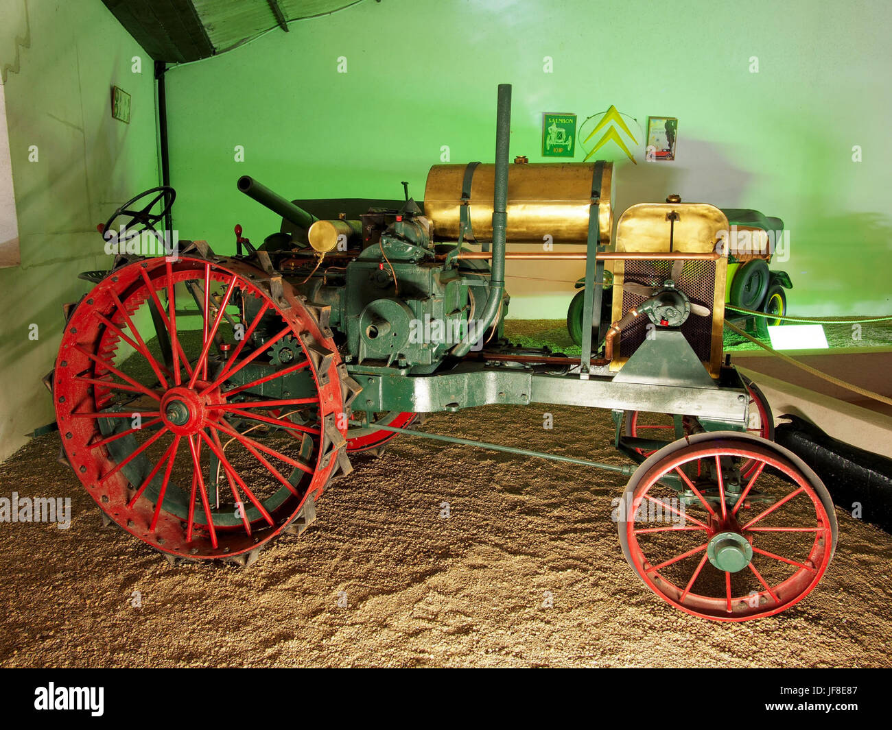 The 1915 Hart-Parr tractor, a classic American agricultural vehicle, on ...