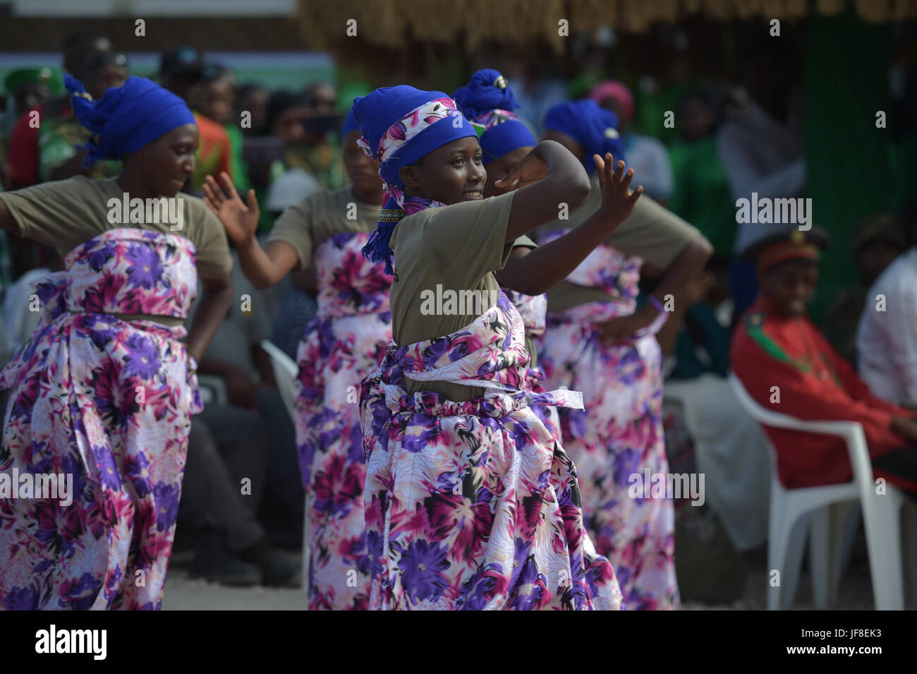 Women dance participate in hi-res stock photography and images - Alamy