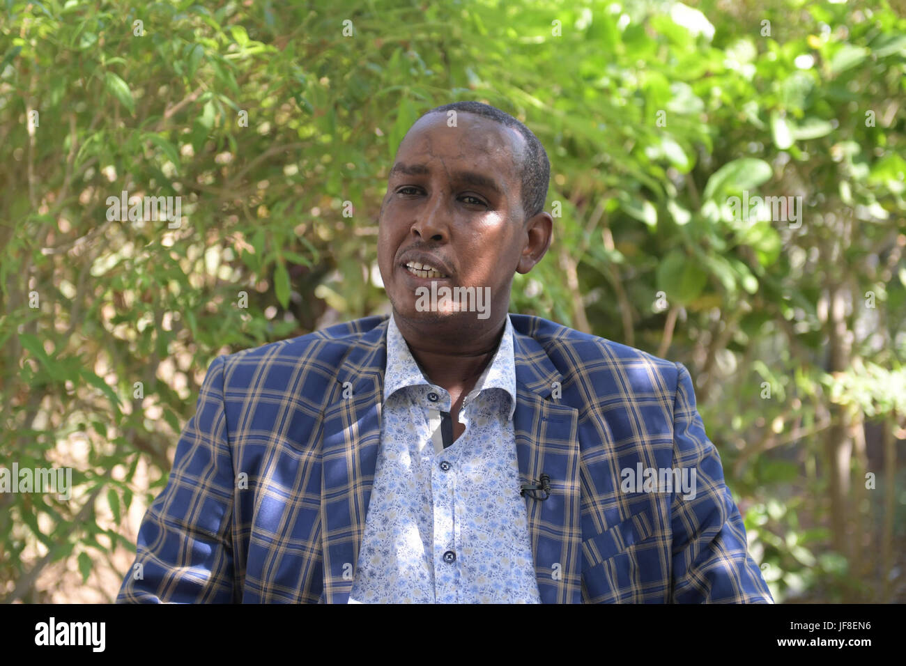 Interview of journalists hi-res stock photography and images - Alamy