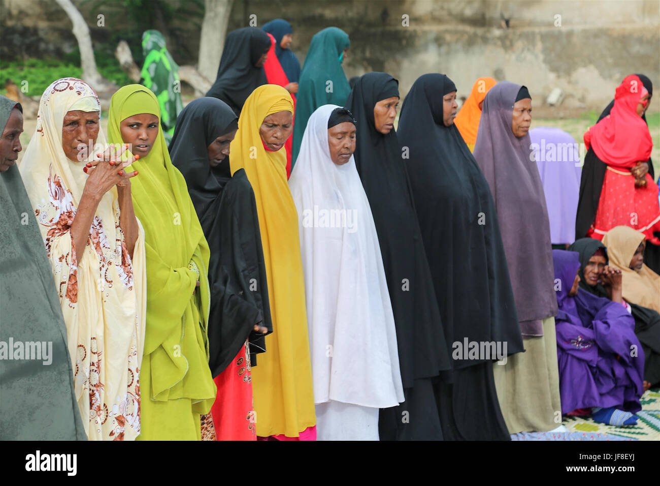 Al fitr prayer hi-res stock photography and images - Alamy