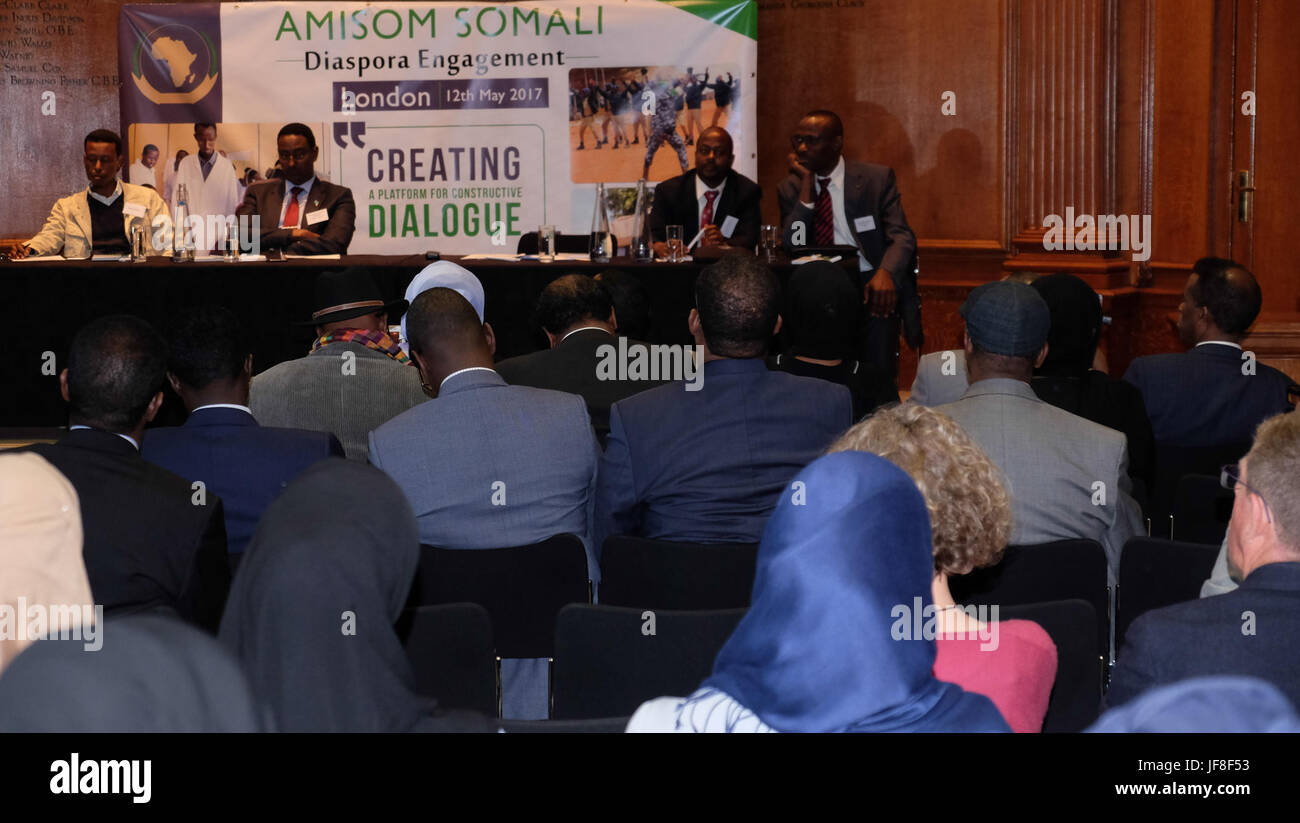 Members of the Somali community in London attend a dialogue with ...
