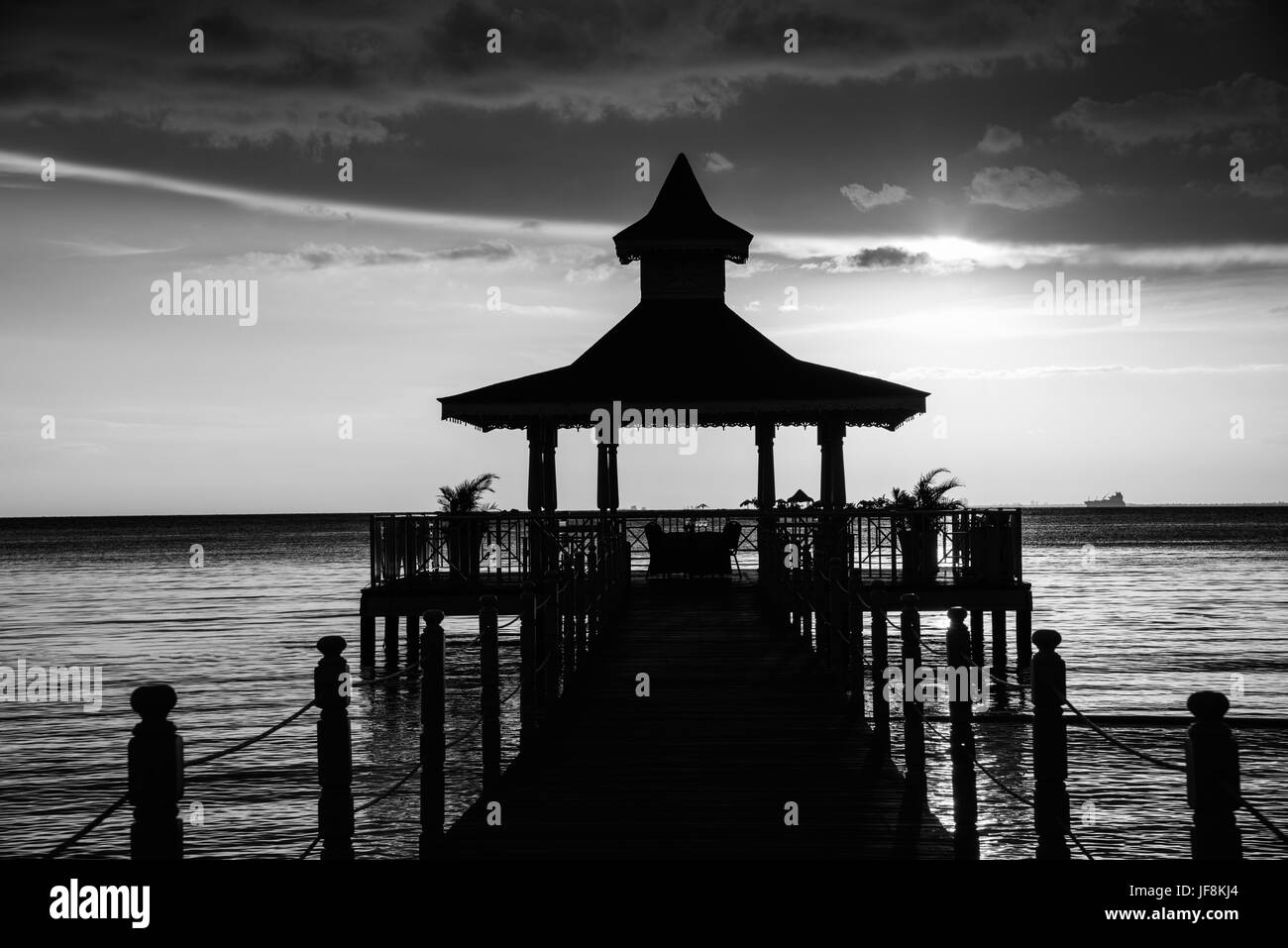 Sea caribbean sea Black and White Stock Photos & Images - Alamy