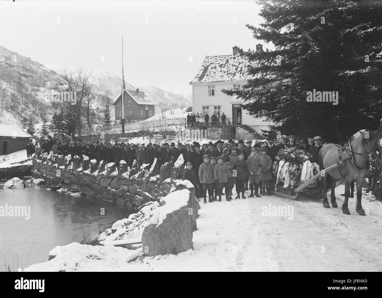 1930 funeral hi-res stock photography and images - Alamy