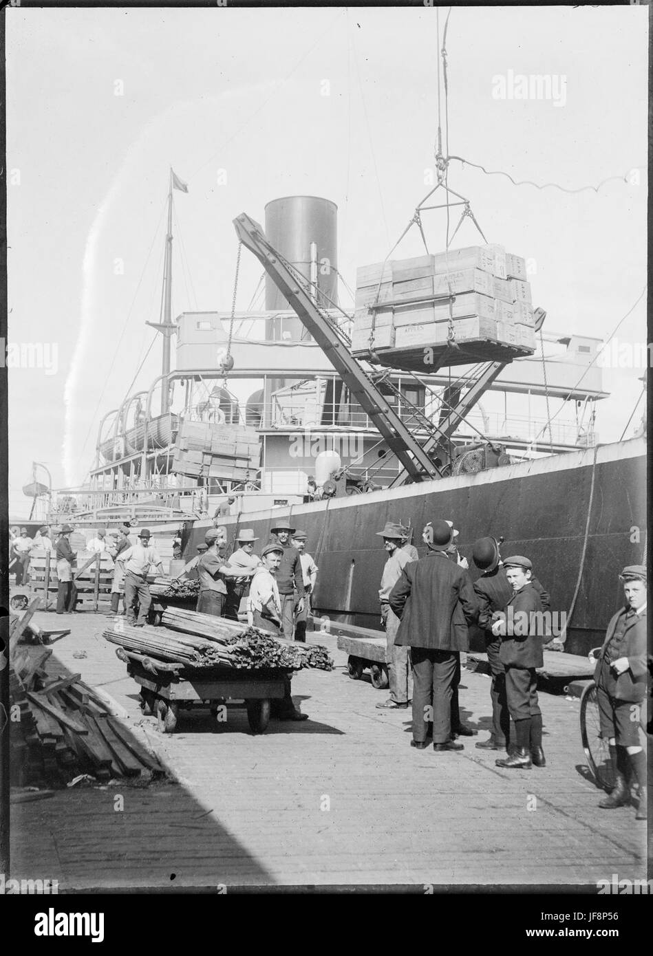 Apple cases being loaded onto ships, Hobart Wharves, Tasmania (c1900s ...