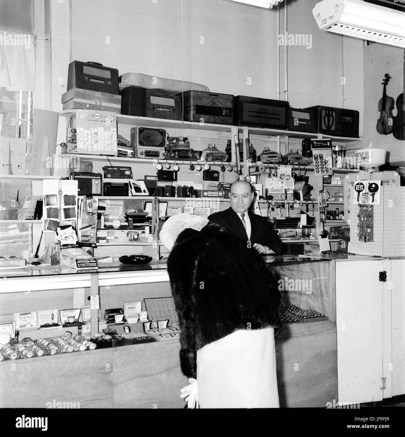 Ancient trading painting hi-res stock photography and images - Alamy