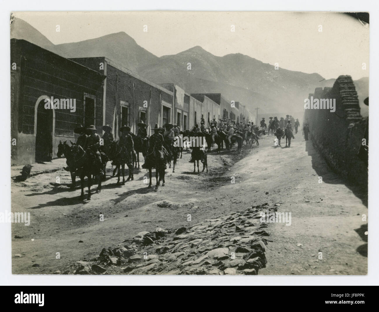 Vintage mexican men hi-res stock photography and images - Alamy