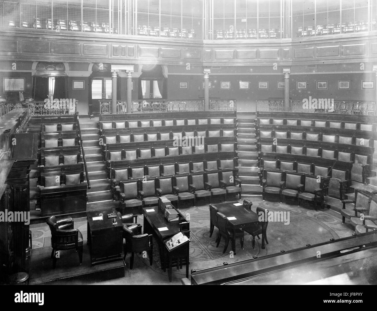 Empty chamber Black and White Stock Photos & Images - Alamy