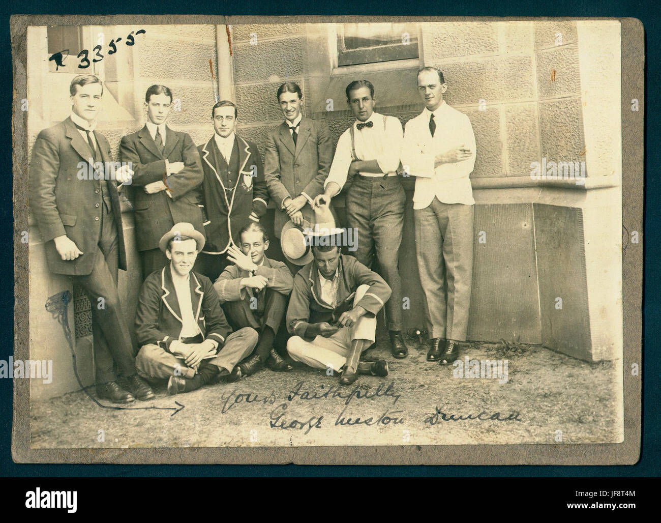 Doctor duncan hi-res stock photography and images - Alamy