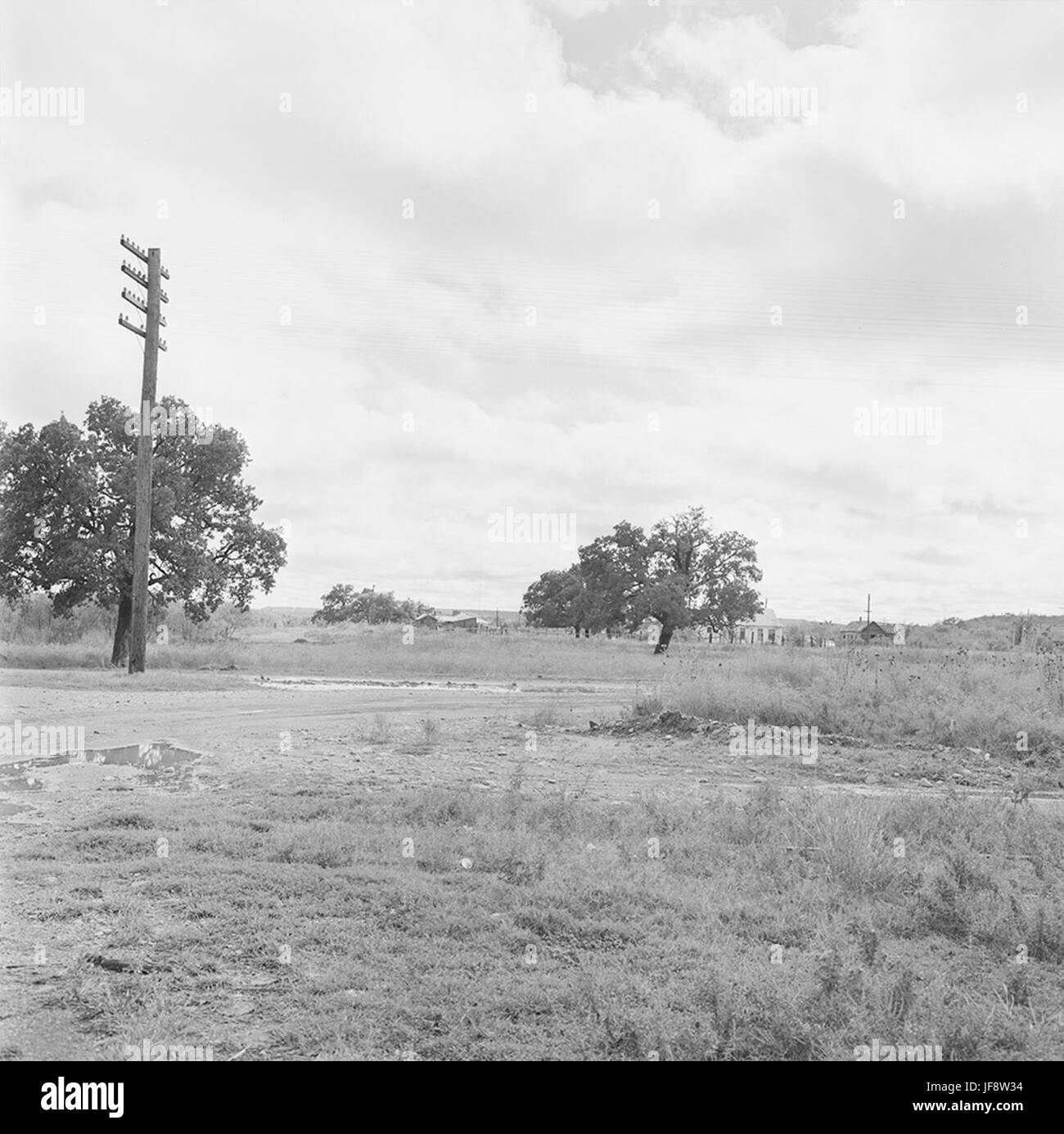 A historical photograph of the Texas and Pacific Railway Thurber Branch ...