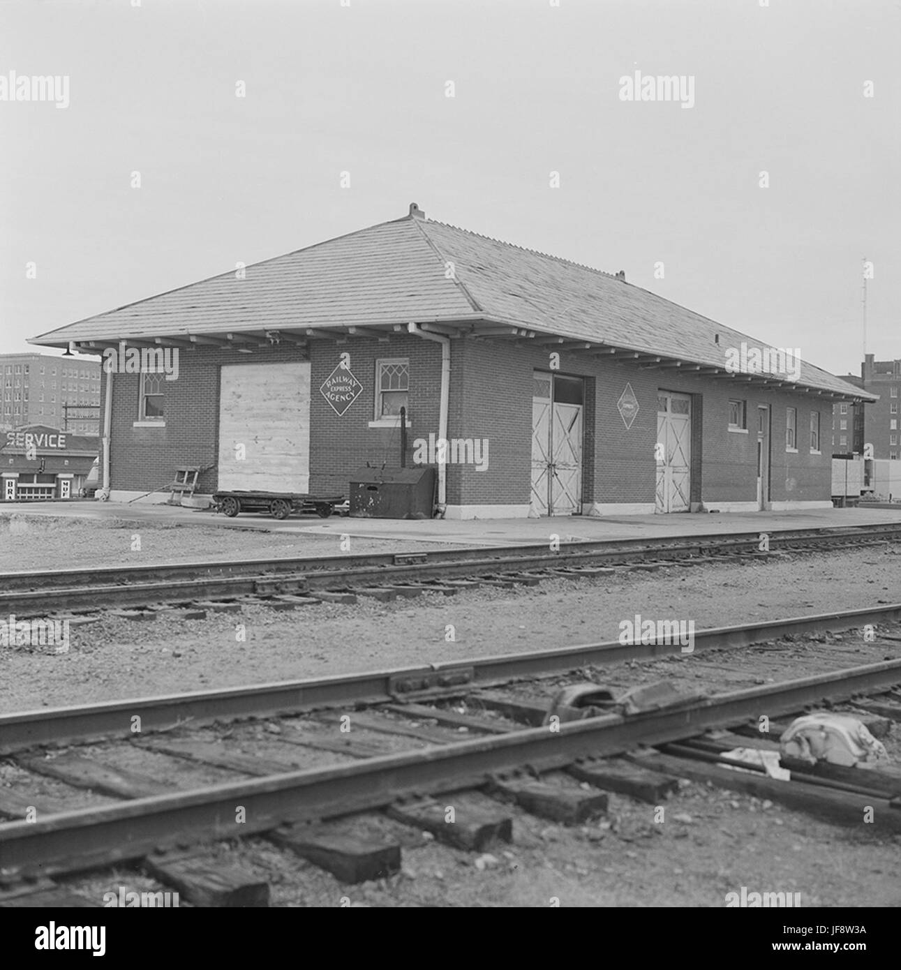 A vintage photograph of the Texas and Pacific Railway REA Building in ...