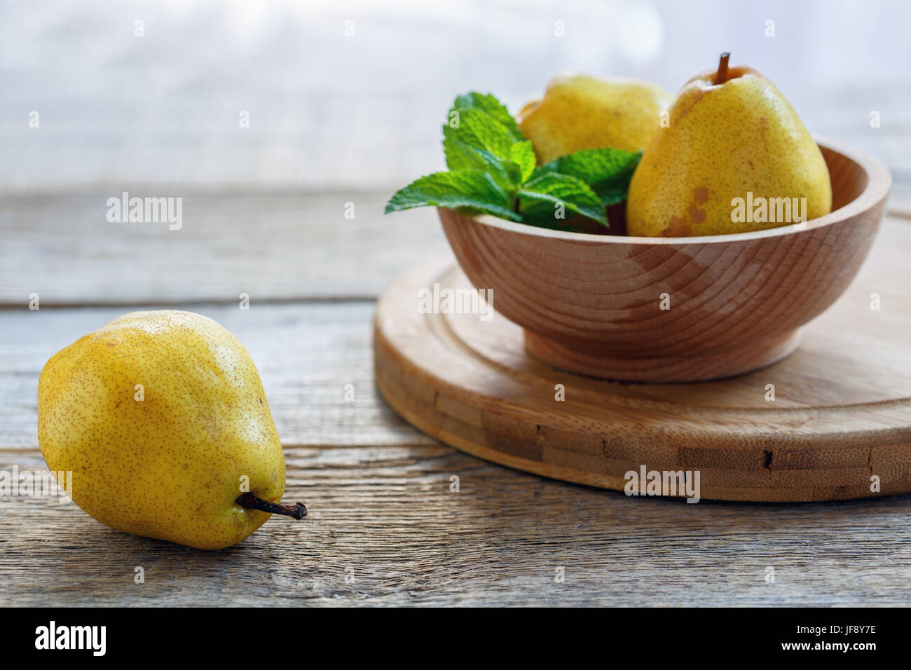 All natural pears hi-res stock photography and images - Alamy