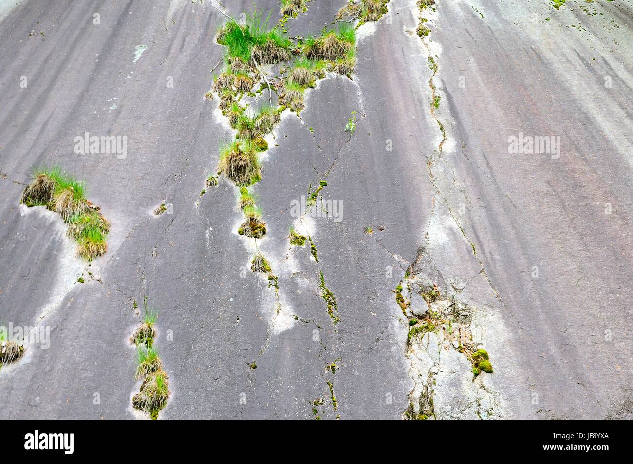Cracking rock hi-res stock photography and images - Alamy