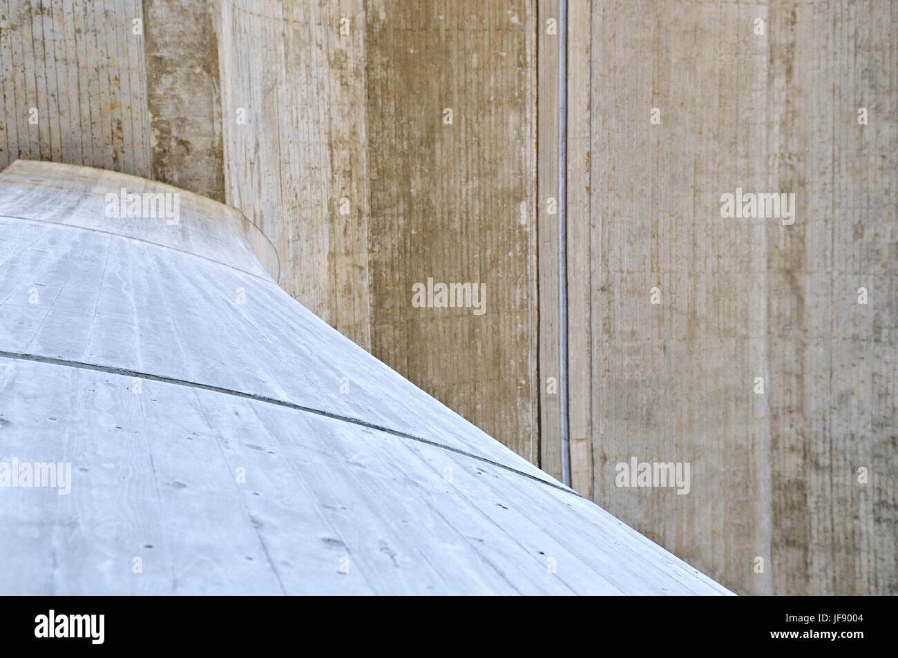 Steel reinforced concrete girder bridge hi-res stock photography and ...