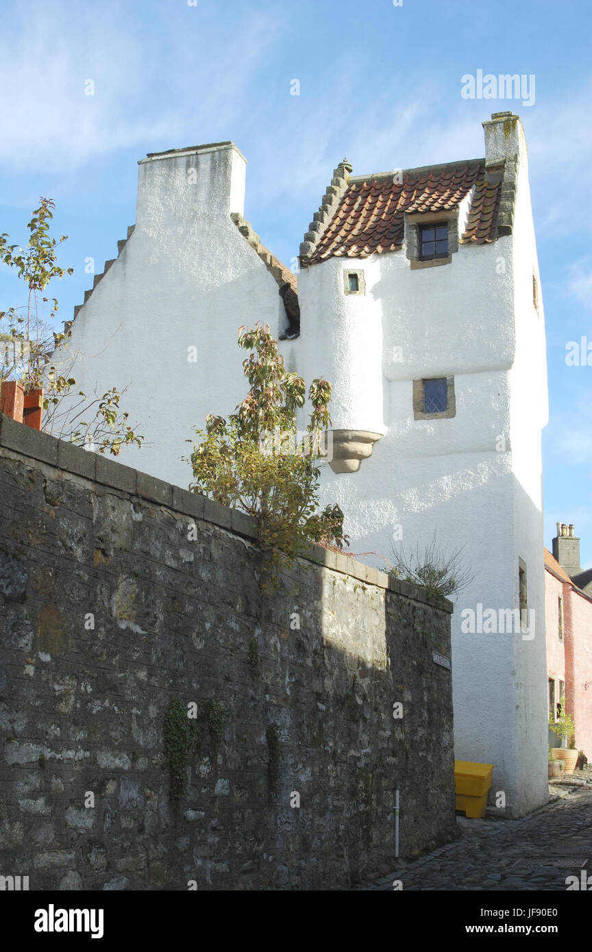 Medieval towerhouse hi-res stock photography and images - Alamy