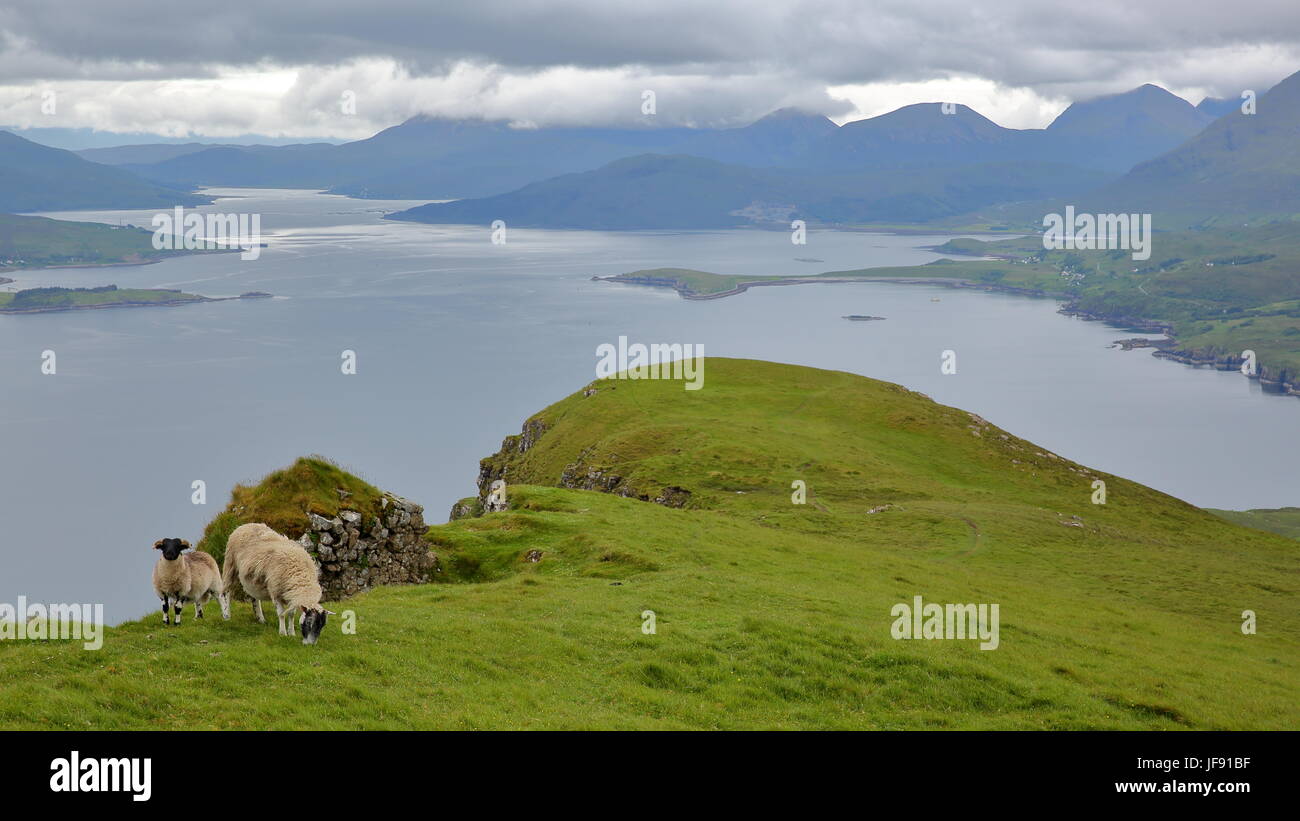 Ben tianavaig, isle of skye hi-res stock photography and images - Alamy