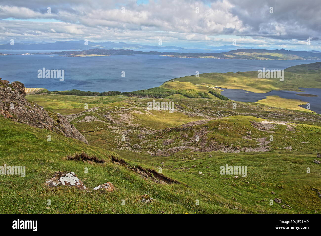 Background isle of raasay hi-res stock photography and images - Alamy