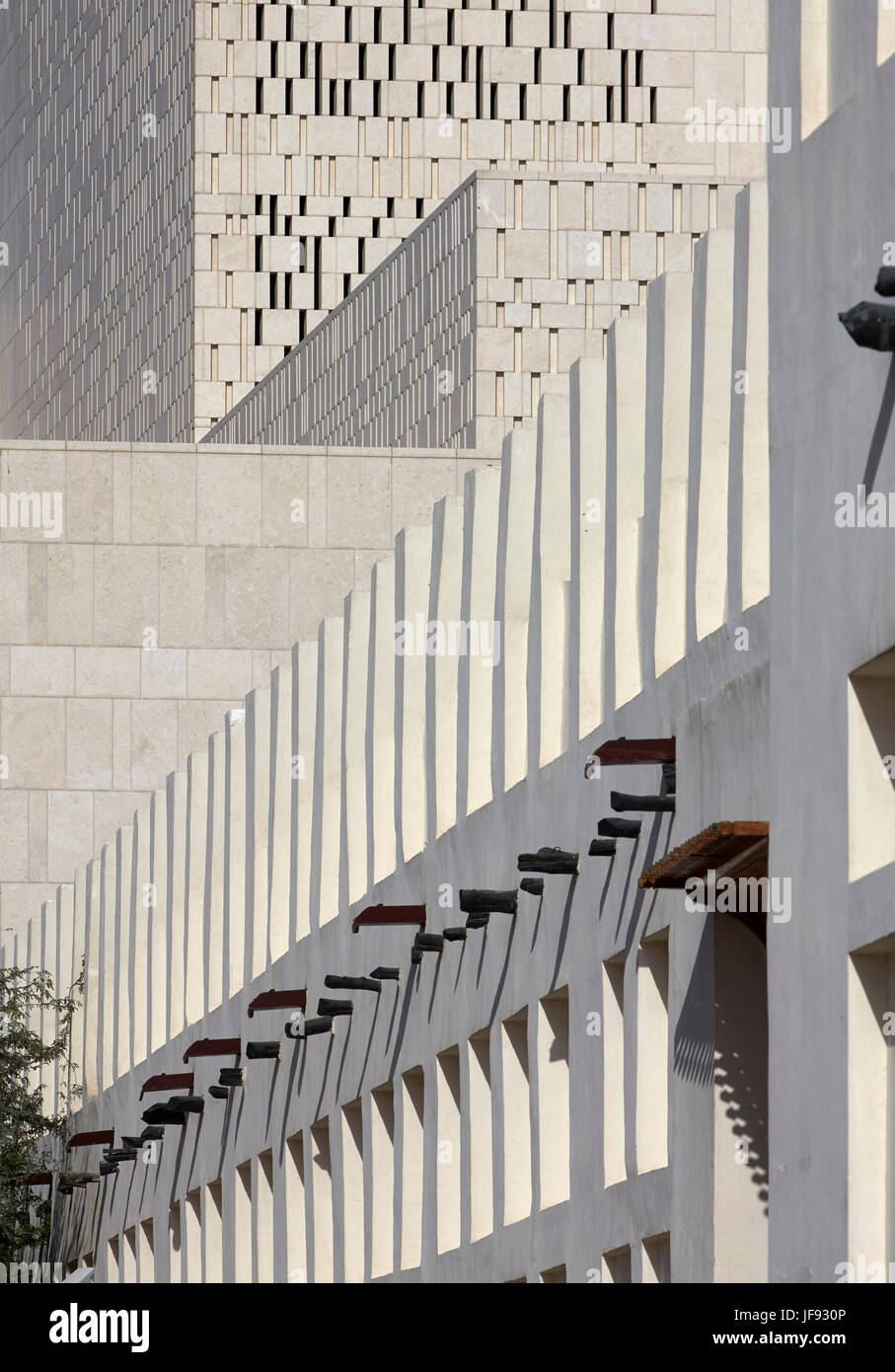 Detail of exterior stone facade. The Cultural Forum, Doha, Qatar ...