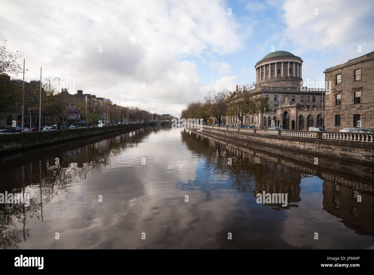 Four courts in dublin hi-res stock photography and images - Alamy